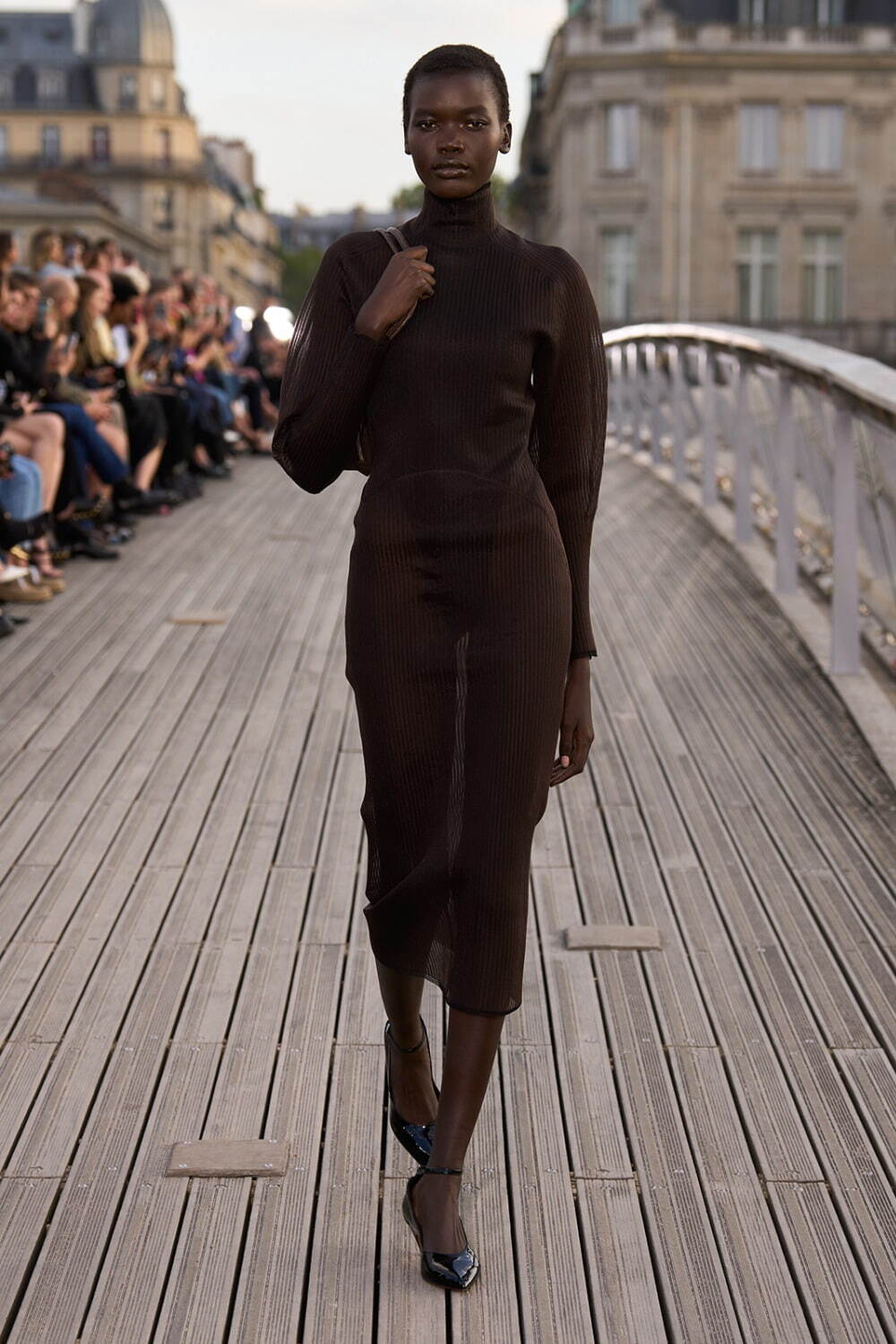 アライア(ALAÏA) 2024年春ウィメンズコレクション アライア(ALAÏA) 2024年春ウィメンズコレクション