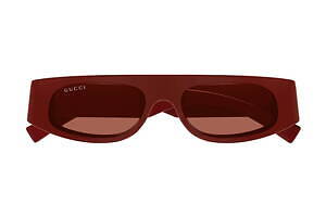 グッチ新作アイウェア、ゴールドトーンの大ぶり“GUCCI”ロゴが グッチ新作アイウェア、ゴールドトーンの大ぶり“GUCCI”ロゴが