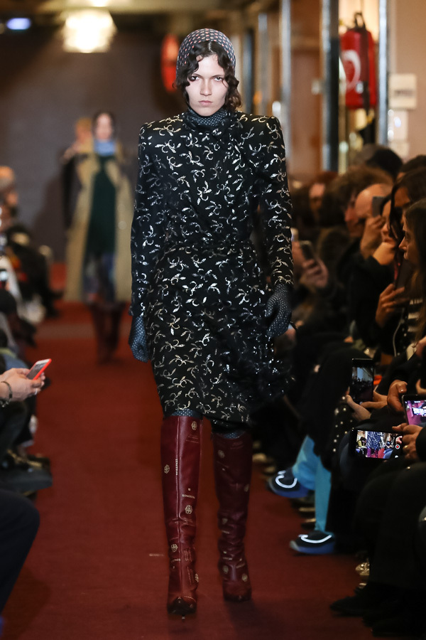 ヴェトモン(VETEMENTS) 2018-19年秋冬ウィメンズ&メンズ ヴェトモン(VETEMENTS) 2018-19年秋冬ウィメンズ&メンズ