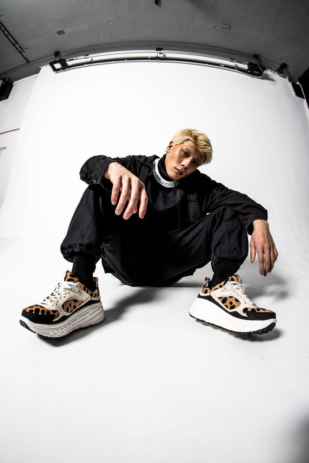 UGG×アトモス“チーター柄”の新作スニーカー、高級感のあるハラコ UGG×アトモス“チーター柄”の新作スニーカー、高級感のあるハラコ