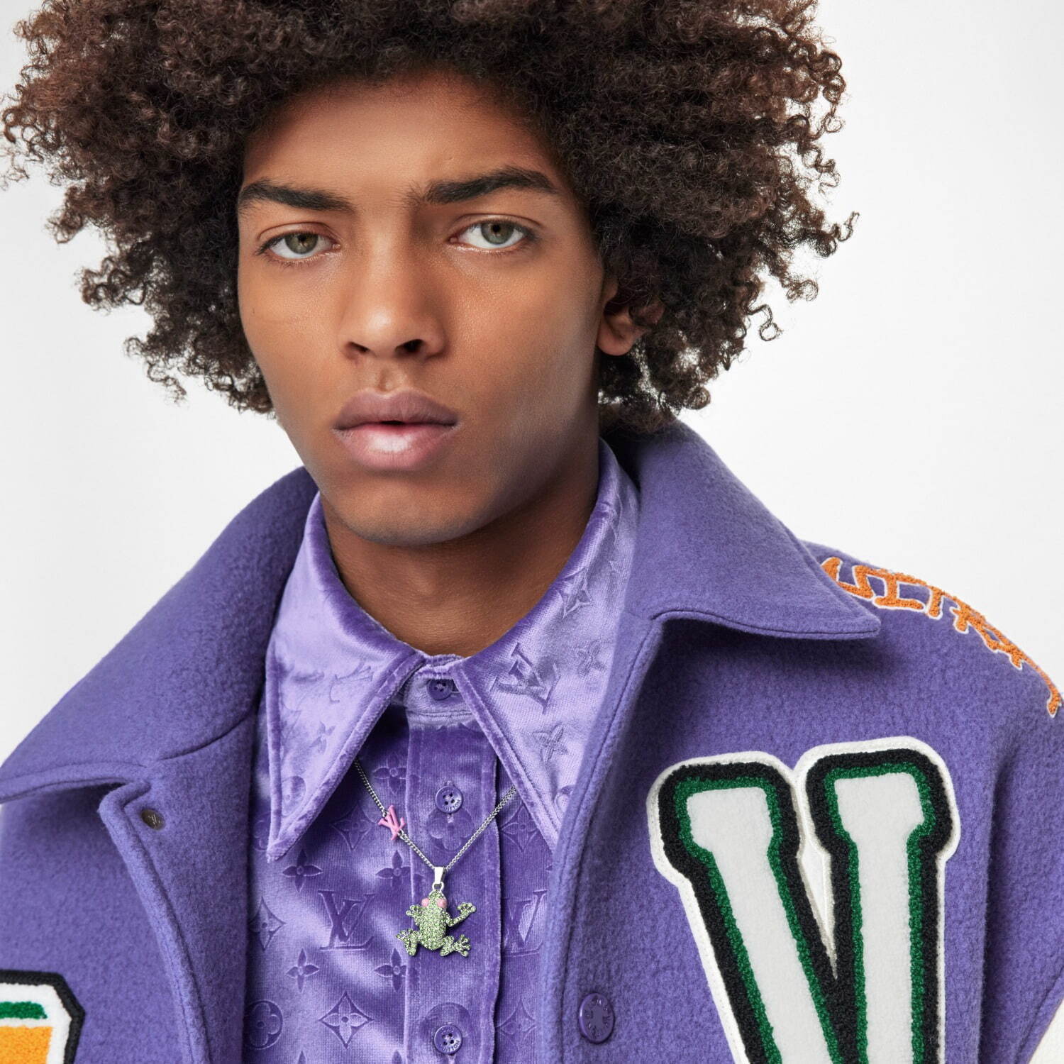 ルイ・ヴィトン「LV イニシャル」が輝く新作アクセサリー ルイ・ヴィトン「LV イニシャル」が輝く新作アクセサリー